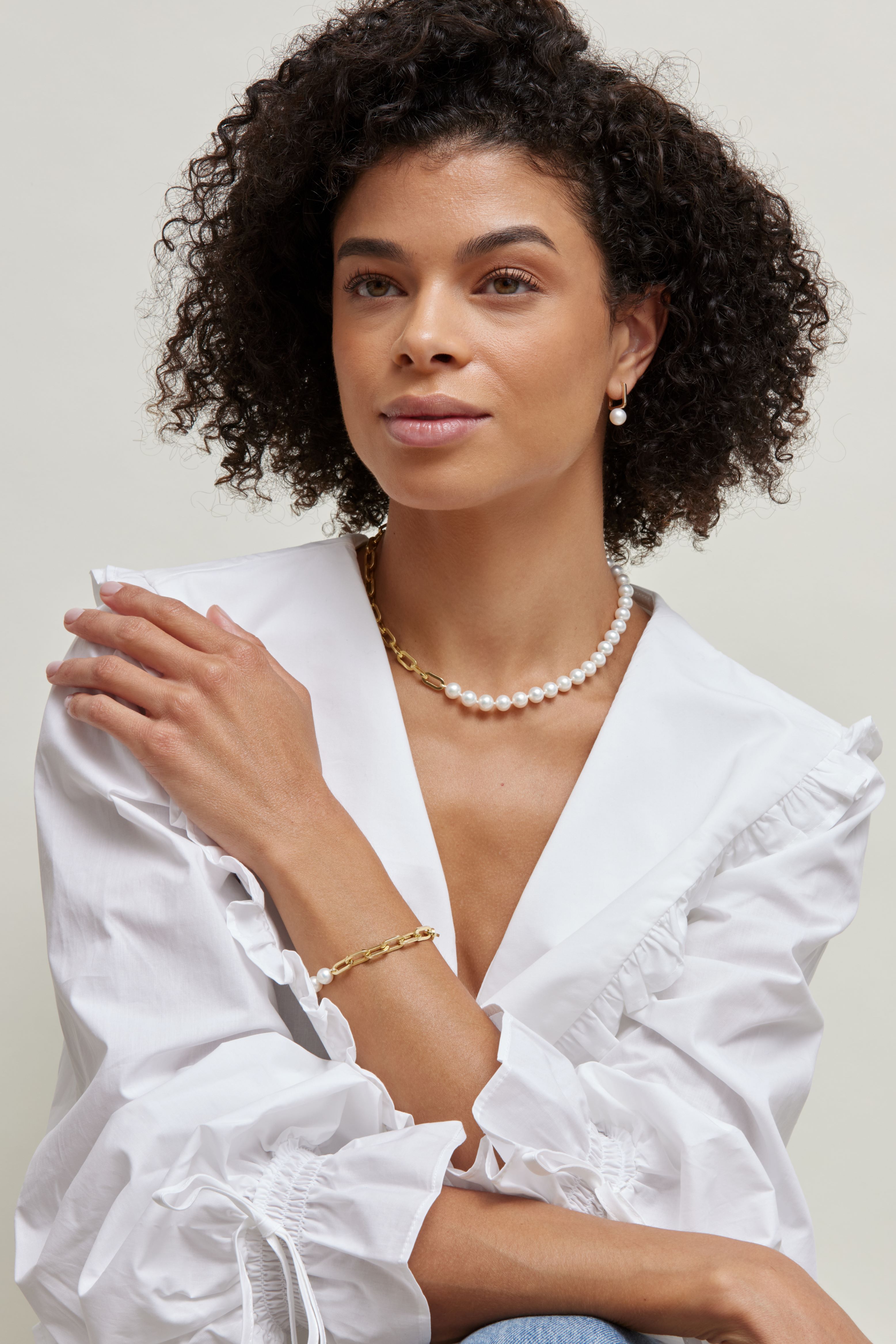 The Pearl Chain Look